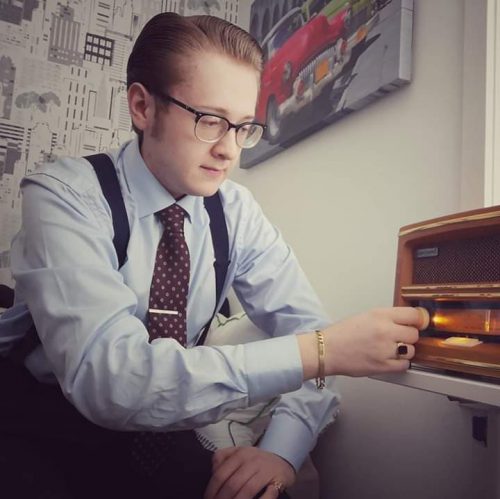 Hur Lever Man Som Kille 100% Retro 50 Tal Och är Bara 22 år?